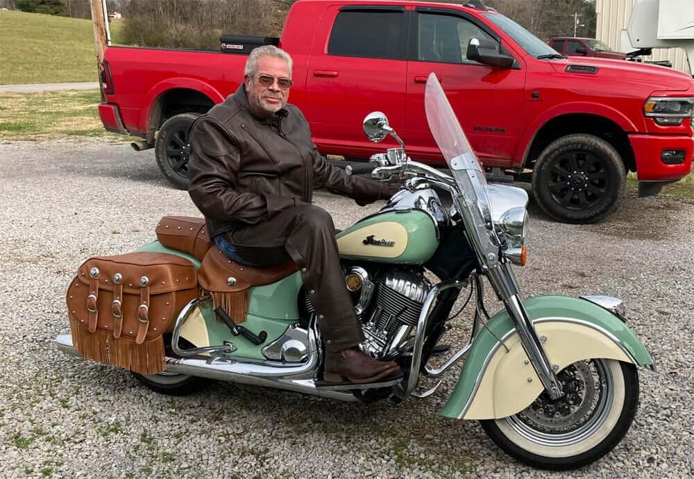 How Leather Motorcycle Chaps Should Fit - Fox Creek Leather